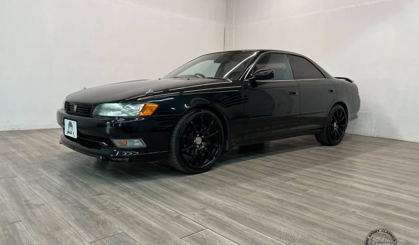 1995 Toyota Mark II Tourer V - JDM Sport Classics