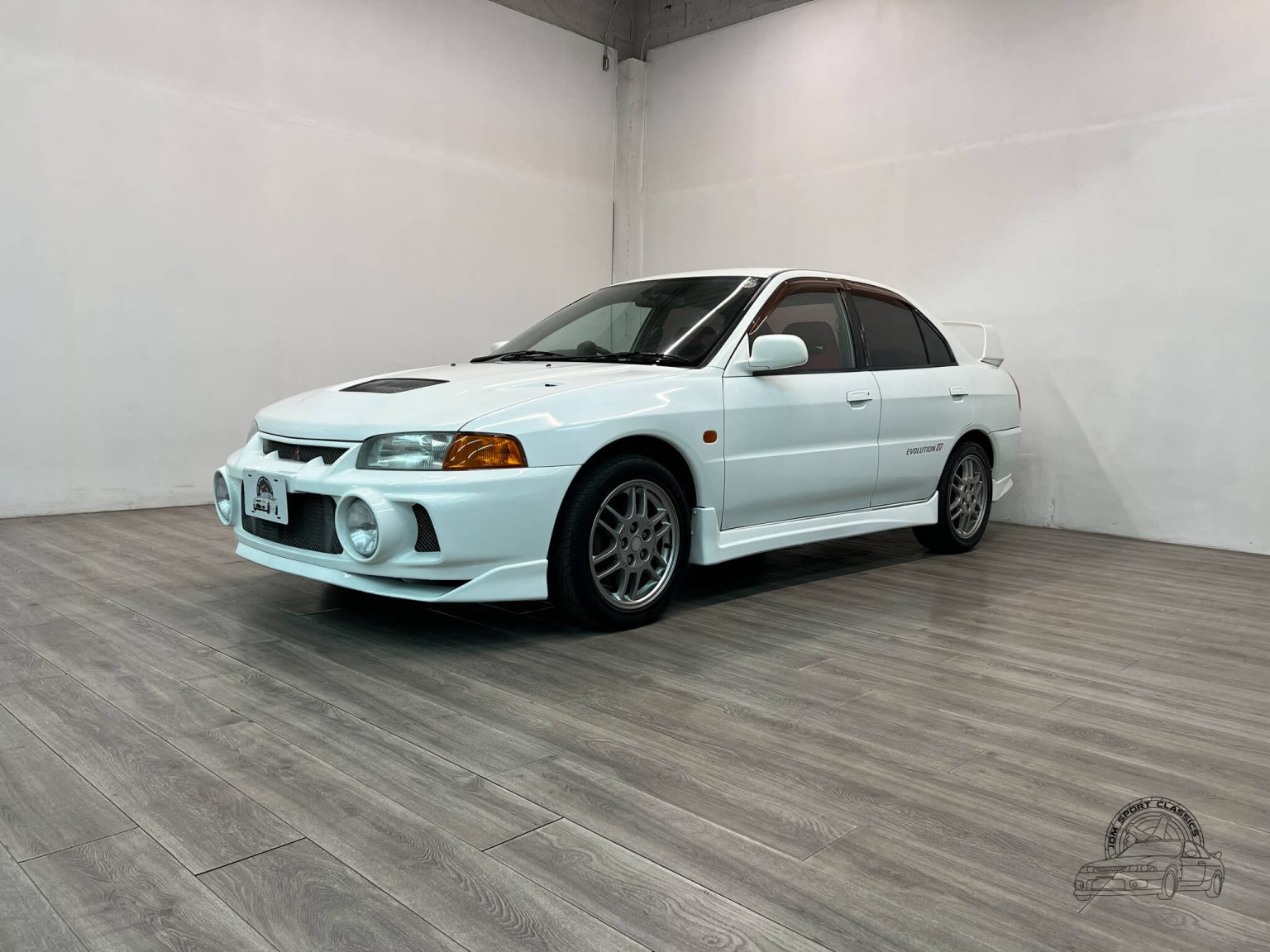 1996 Mitsubishi Lancer Evolution IV GSR - JDM Sport Classics