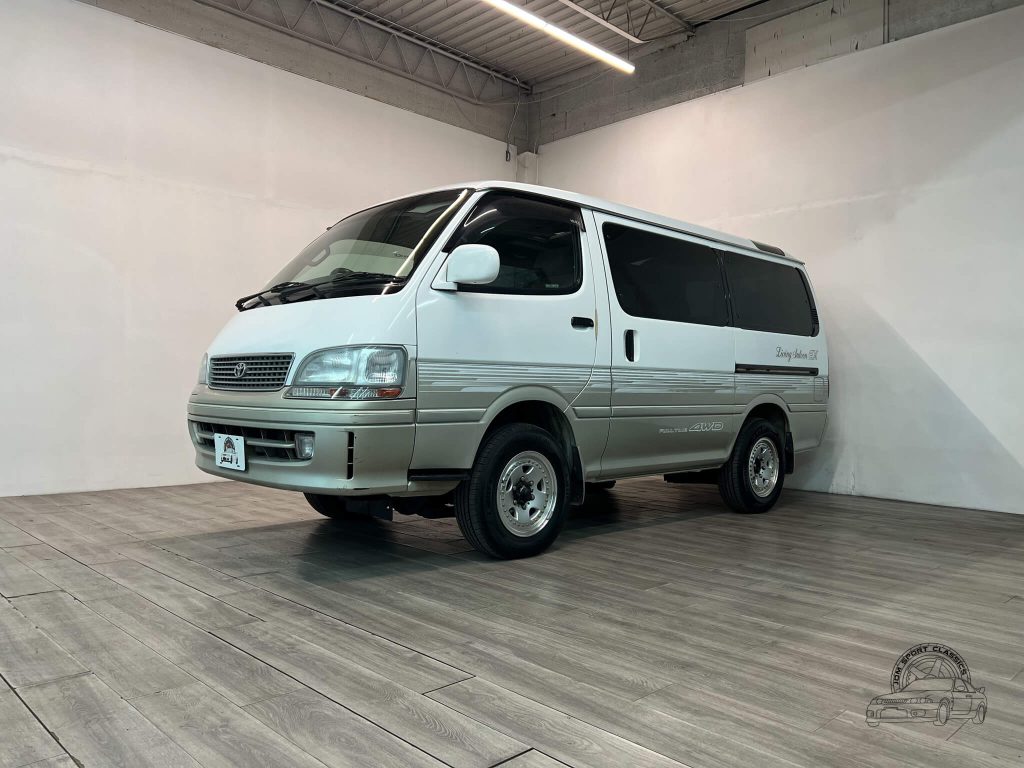 1997 Toyota HiAce Super Custom G - JDM Sport Classics