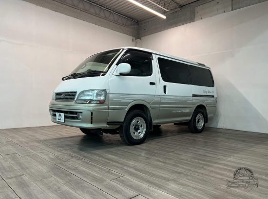 1997 Toyota HiAce Super Custom G - JDM Sport Classics