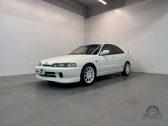 1998 Honda Integra Type R DB8 - JDM Sport Classics